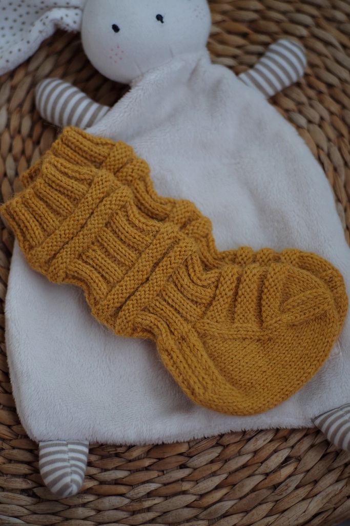 Finnish Train Socks or Junasukat - keenWhale